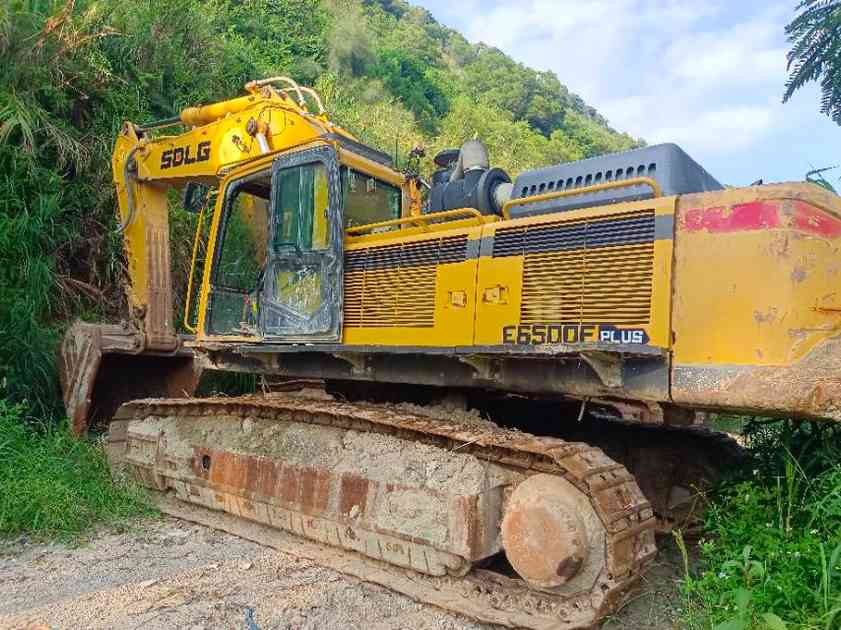 2021 SDLG E6500F Excavator