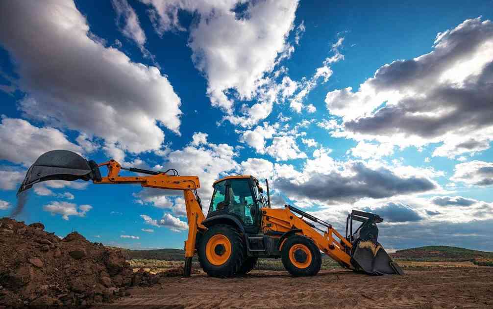 Backhoe vs. Excavator: Making the Right Choice for Your Construction ...