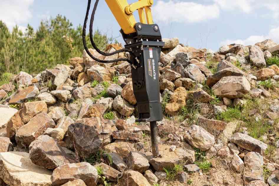 Hydraulic breakers: use cases and best practices for maintenance