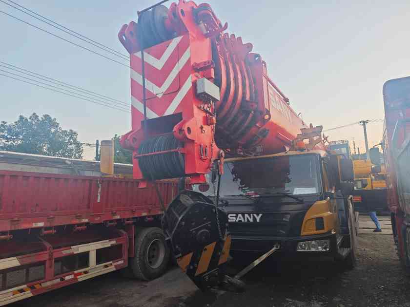 2021 Sany SAC3000 300t Truck Crane